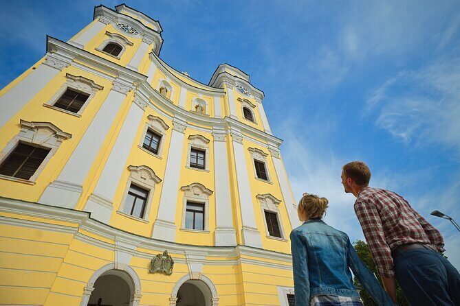 Sound of Music Tour with Edelweiss Cooking Class in Salzburg - FAQs