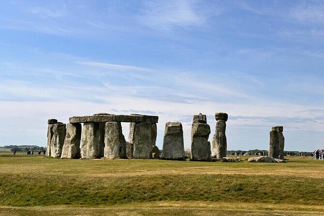 Southampton Port to London Via Stonehenge | Private Transfer - An In-Depth Look at the Private Transfer from Southampton to London