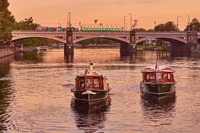 Southbank Promenade Melbourne Boat Ride - An In-Depth Look at the Yarra River Sunset Cruise