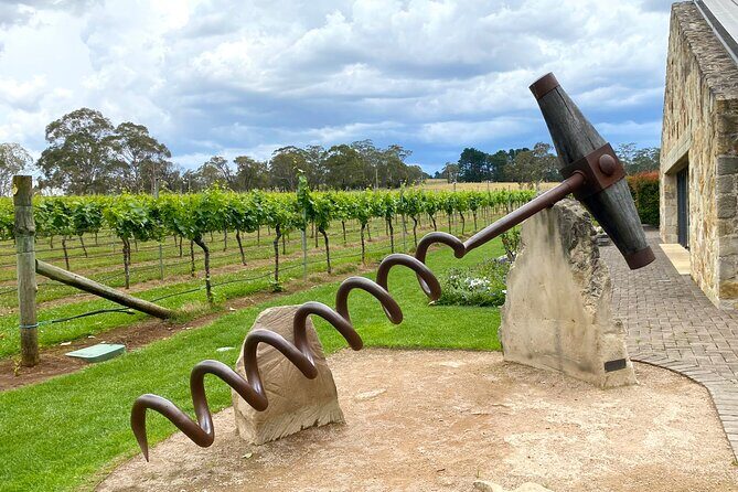 Southern Highlands Private Tour with Wine, Waterfall and Garden - The Sum Up