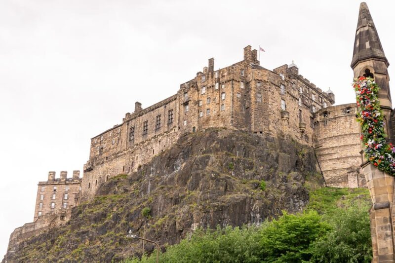 Spanish Language : Original Harry Potter Tour of Edinburgh - Visiting Iconic Harry Potter Sites  