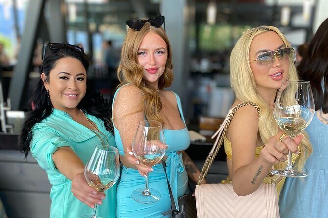 Sparkling Hill Full Day Guided Wine Tour with 5 Wineries - Key Points  