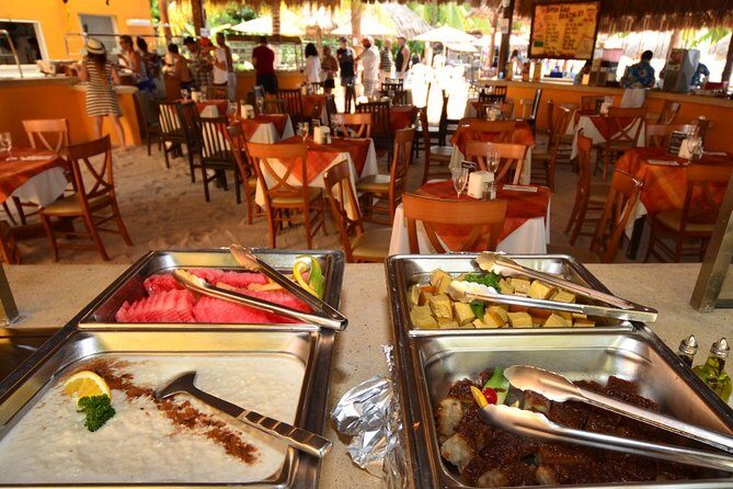 Special offer COMBO 2x1 (Tour to Isla Mujeres and Chichén Itzá ) for 1 price! - The Value of the Experience