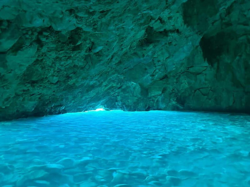 Speed Boat Tour to National Park and Grama Bay - An In-Depth Look at the Speedboat Experience