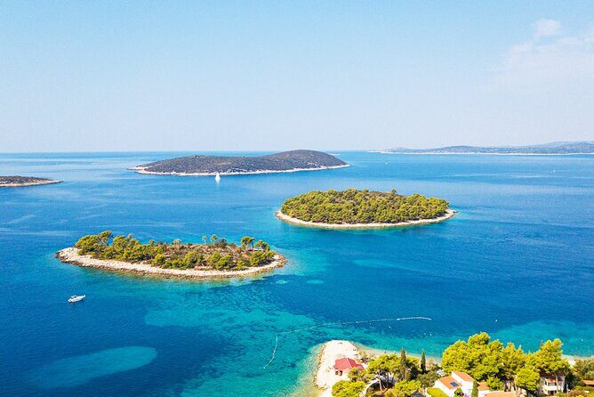 Speedboat Blue Lagoon & 3 Islands tour from Trogir - Key Points