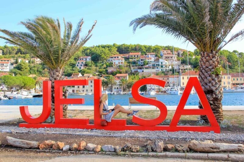 Speedboat to Hvar, Bra,Zeevo + Watersports - MPL Nautika - FAQ