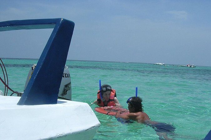 Speedboat tour in Cancun with snorkel and sightseeing in manglars - FAQ