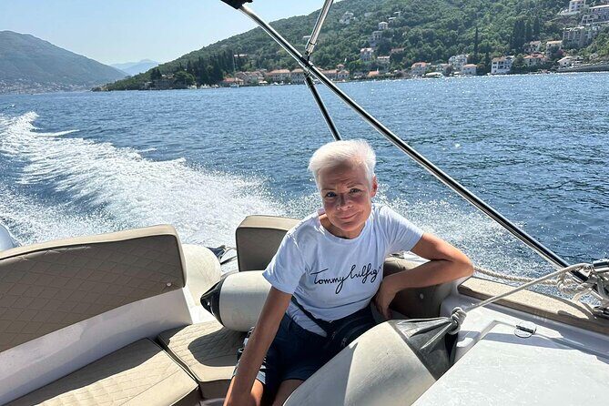 Speedboat Tour to Lady of the Rock, Mamula and Blue Cave Swim - FAQ