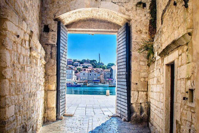 Split and Trogir Half Day SMALL GROUP Tour w Cruise Ship Drop Off - Authentic Experiences & Insights from Reviewers