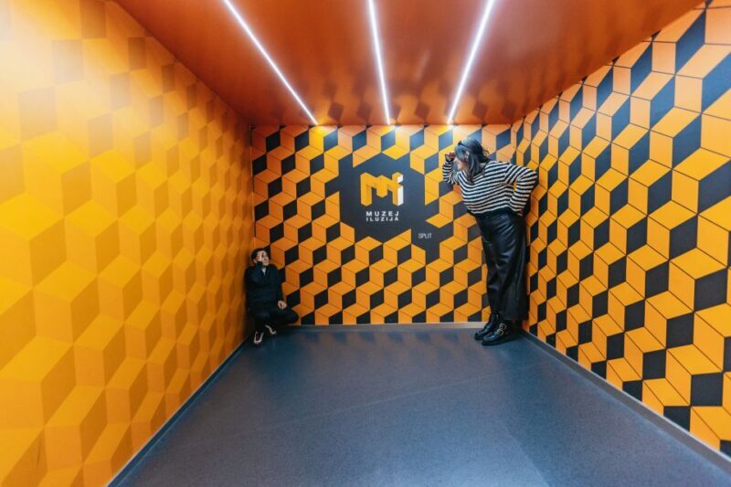 Split: Museum of Illusions Entrance Ticket - Introduction