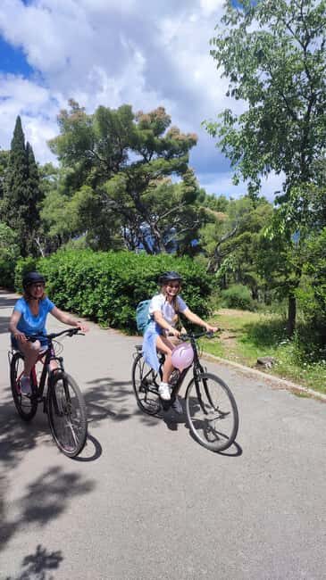 Split: Old Town and Marjan Park Bike Tour - The Old Town: Charm on Two Wheels