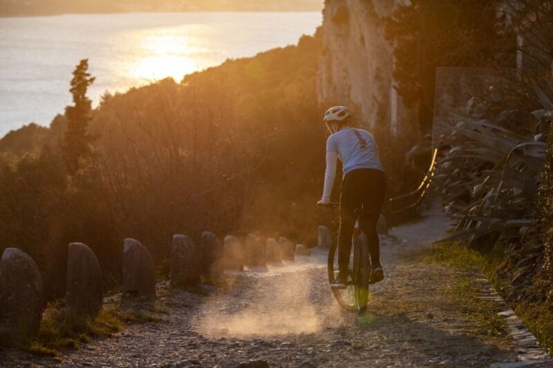 Split: Old Town and Marjan Park Bike Tour - The Final Stop: Riva Promenade