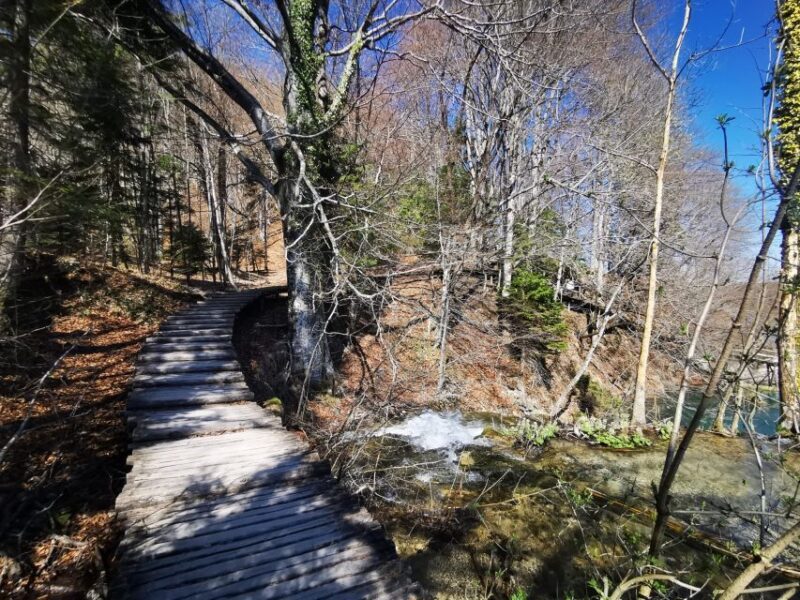 Split: Plitvice Lakes Guided Day Tour with Entry Tickets - FAQ