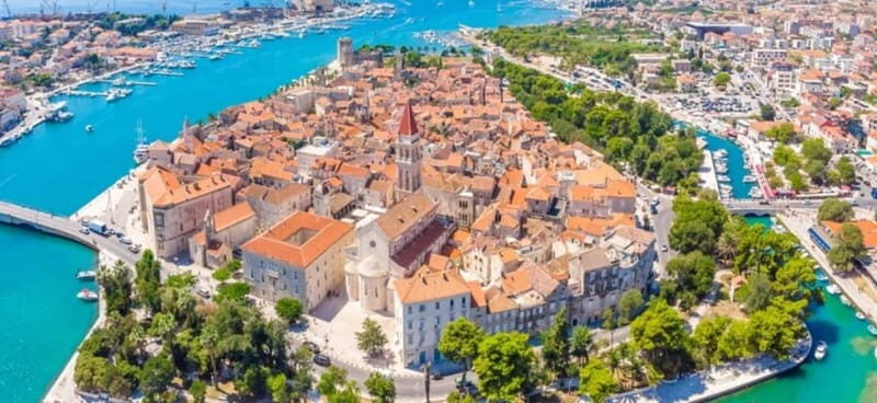Split/Trogir: Trogir, Blue Lagoon, and Solta Speedboat Trip - An In-Depth Look at the Speedboat Tour