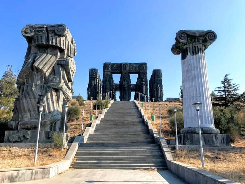 Spring in Tbilisi: Sabaduri, Jvari, Bears & Chronicle - The Experience in Context  