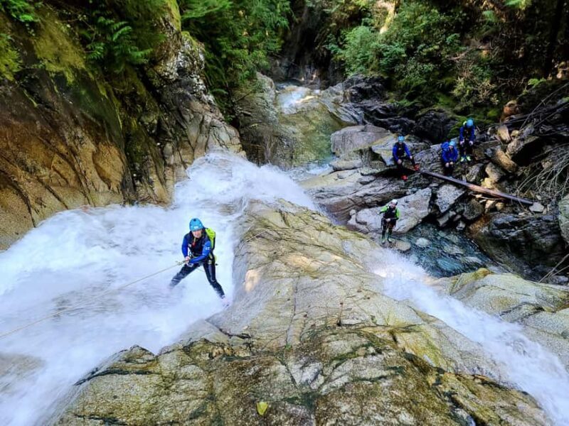 Squamish: Canyoning with Professional Canyon Guides - Key Points