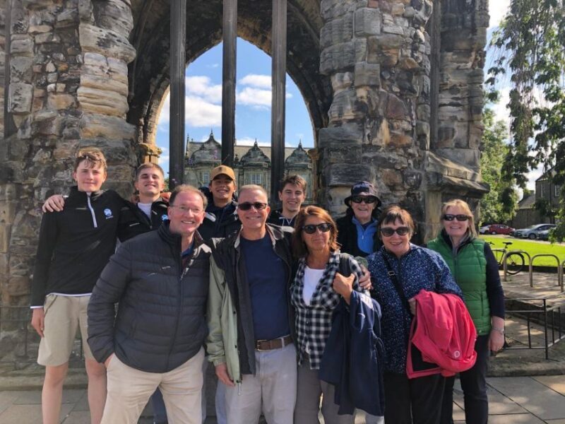 St Andrews: City Highlights Walking Tour with Cocktail - The Cocktail Experience