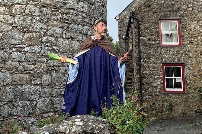 St Davids Comedy Walking Tour - FAQ