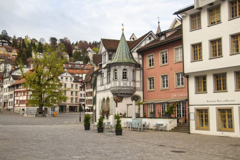 St. Gallen: Express Walk with a Local in 60 minutes - St. Gallen: Express Walk with a Local in 60 Minutes