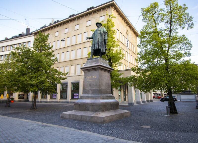 St. Gallen: Express Walk with a Local in 60 minutes - The Practical Side: Price, Duration, and Group Size