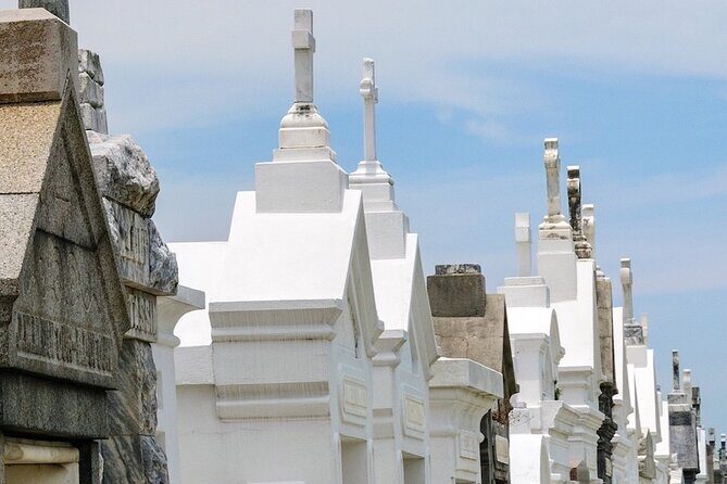 St Louis Cemetery No.3 New Orleans Burial Tradition Audio Guide - Key Points