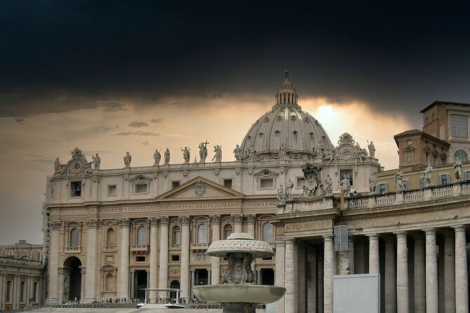 St Peter's Basilica and Cupola guided tour - Key Points