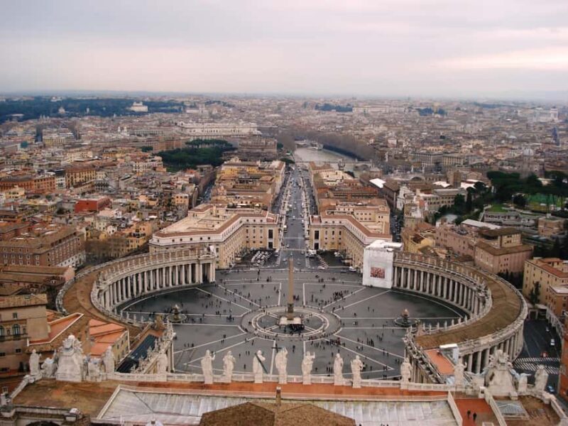 St.Peter's Basilica: Express Guided Tour & Underground Tomb - Authentic Insights from Travelers