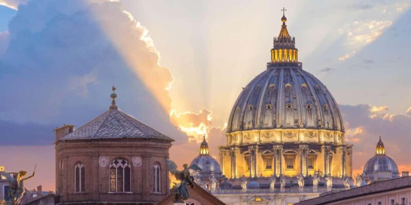 St. Peters Basilica Full Guided Tour with Vatican Grottoes - Key Points