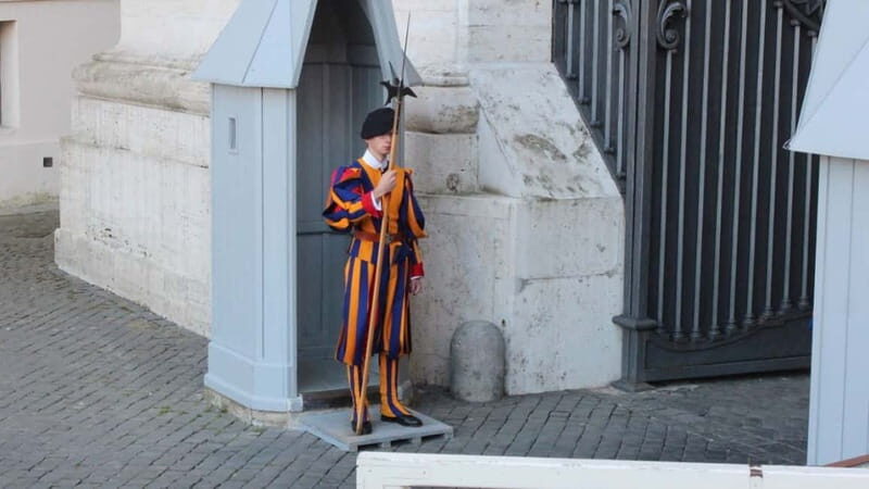 St. Peter's Dome Climb, Basilica and Vatacombs Tour - Who Is This Tour Best For?