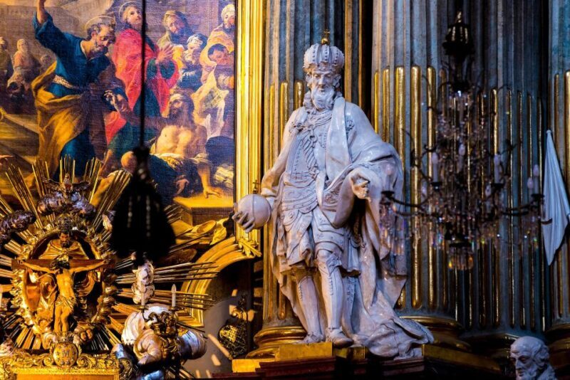 St Stephen's Cathedral Vienna Old Town Walking Tour - Who Is This Tour Perfect For?
