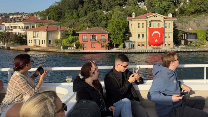 stanbul: Small-Group Sunset Cruise & Audio Guide w/Snack - What Reviewers Say