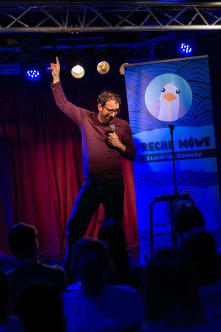 Stand-up comedy at Indra - Freche Möwe - The Venue and Setting