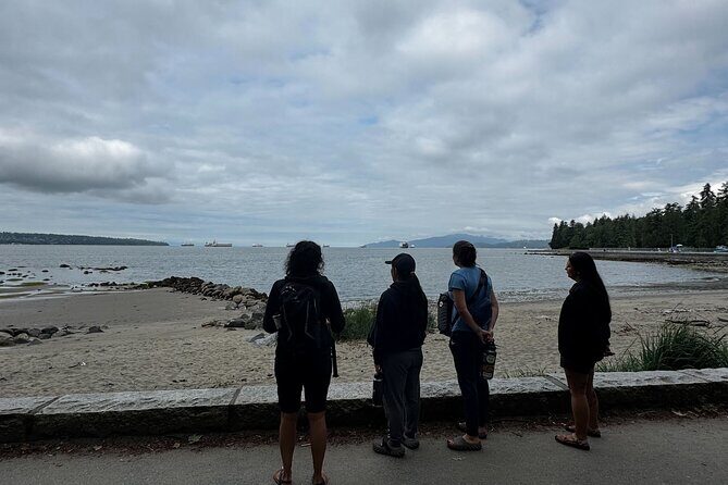 Stanley Park Indigenous Walking Tour Salish Sea and Me - An In-Depth Look at the Tour
