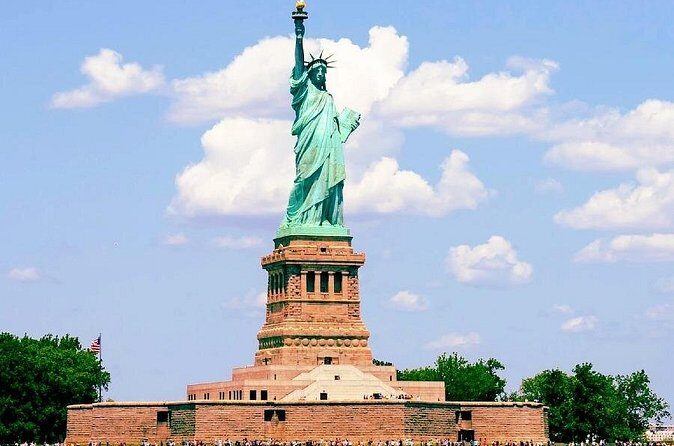 Statue of Liberty & Ellis Island: Private Half-Day Guided Tour - Who Is This Tour Perfect For?