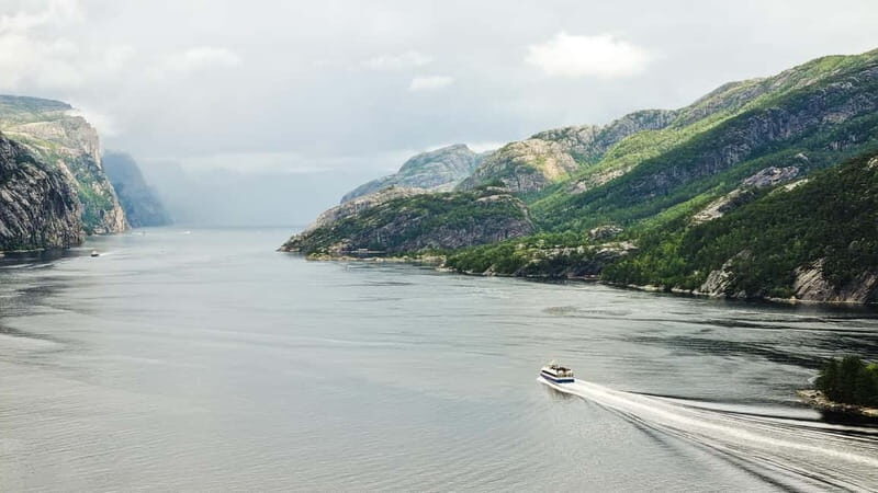 Stavanger: Lysefjorden Cruise and Preikestolen Hike - The Sum Up