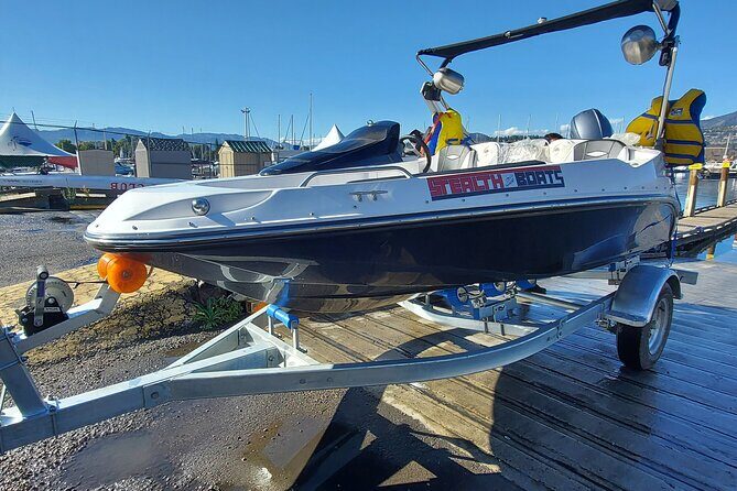 Stealth 4 Passenger Boat Rental - An In-Depth Look at the Experience