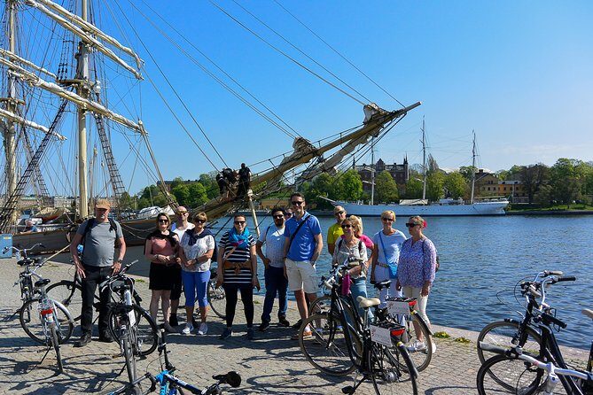 Stockholm at a Glance Bike Tour - The Stockholm at a Glance Bike Tour: An In-Depth Look