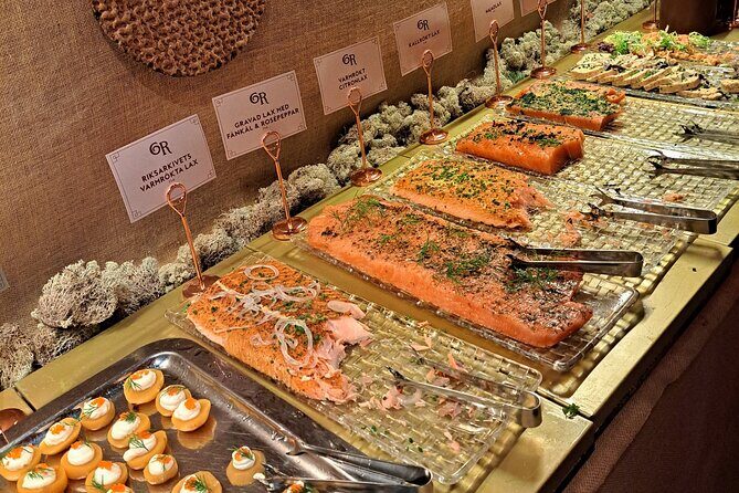 Stockholm Christmas Tour and Food Tasting Experience - Key Points