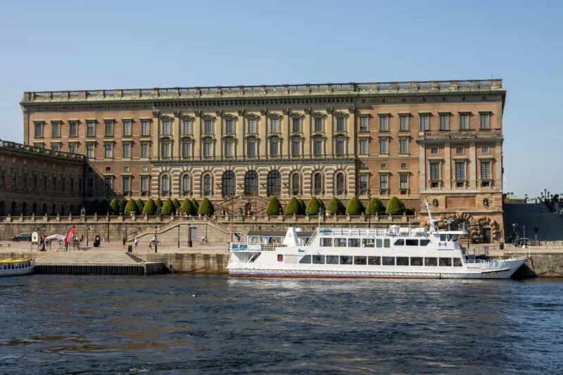 Stockholm City Center: Seaside Skeppsholmen Guided Tour - FAQ