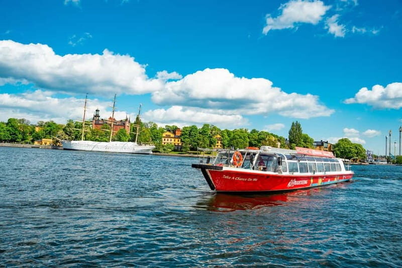 Stockholm: City Cruise with Fresh Pizza - The Food: Fresh Pizza on the Water  