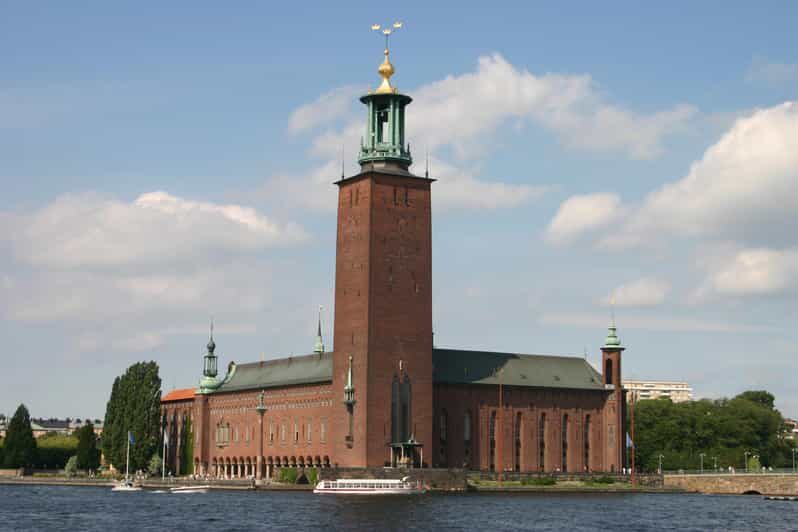 Stockholm Must See: City Hall, Gamla Stan and Vasa Museum - Stockholm Must See: City Hall, Gamla Stan, and Vasa Museum
