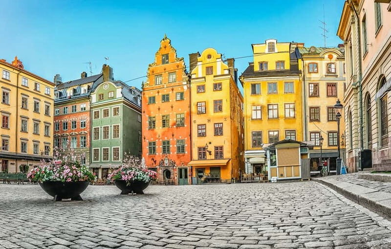Stockholm: Old Town Walking Tour - Key Points