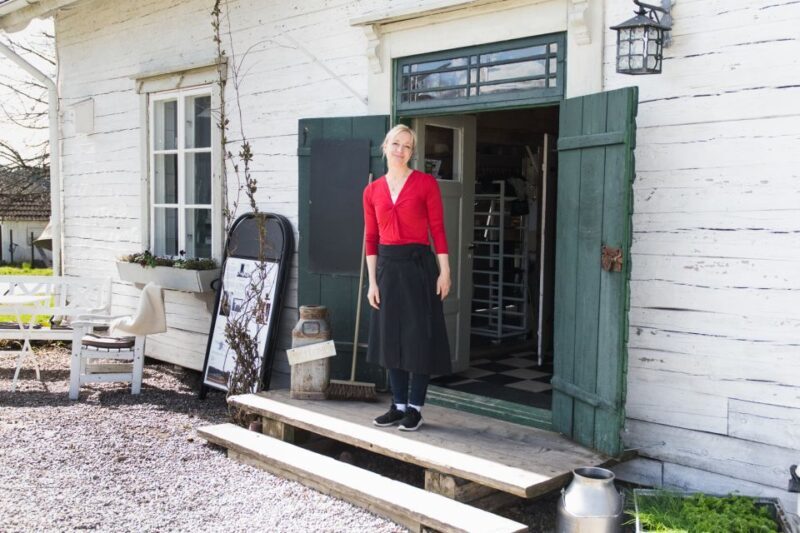 Stockholm: Sigtuna and Uppsala Viking History Day Tour - Uppsala: From Royal Mounds to Academic Roots