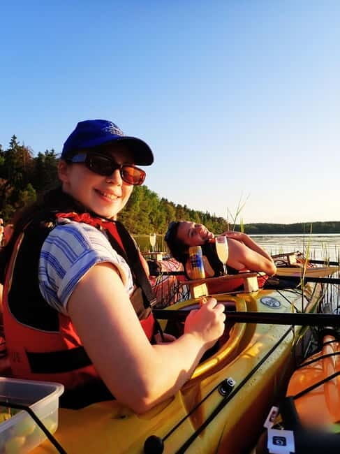 Stockholm: Sunset Archipelago Kayaking & Toast on the Water - Key Points