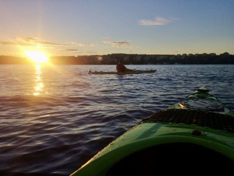 Stockholm: Sunset Kayak Tour in the City + Swedish Fika - The highlight: Swedish Fika amid stunning scenery