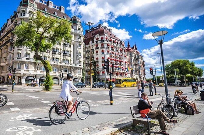 Stockholm's Best Bike Tour! - An Honest Look at the Stockholm Bike Tour