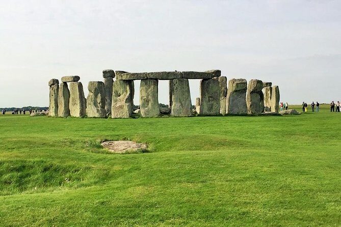 Stonehenge & Bath Day Tour from London including Admission - The Sum Up  