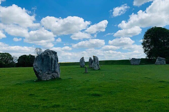 Stonehenge Special Access Guided Evening Tour from London - FAQ