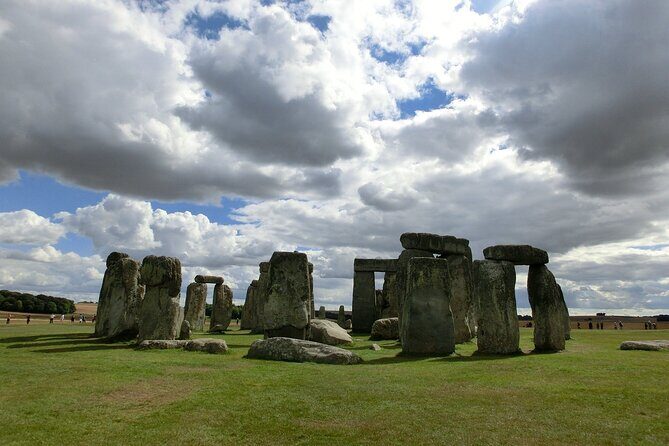 Stonehenge Tour from Southampton to London - Who Might Want More?