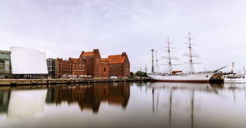 Stralsund: Old Town Highlights Private Walking Tour - Key Points